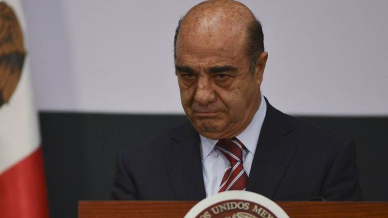 Nuevos cargos para Murillo Karam: se le acusa de tortura contra ...