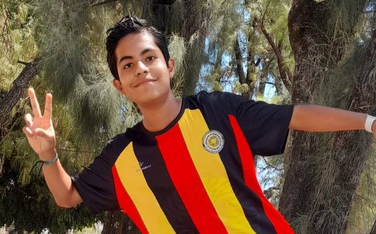 Ian E. González: A los 13 años se graduará de Químico Farmacobiólogo ...
