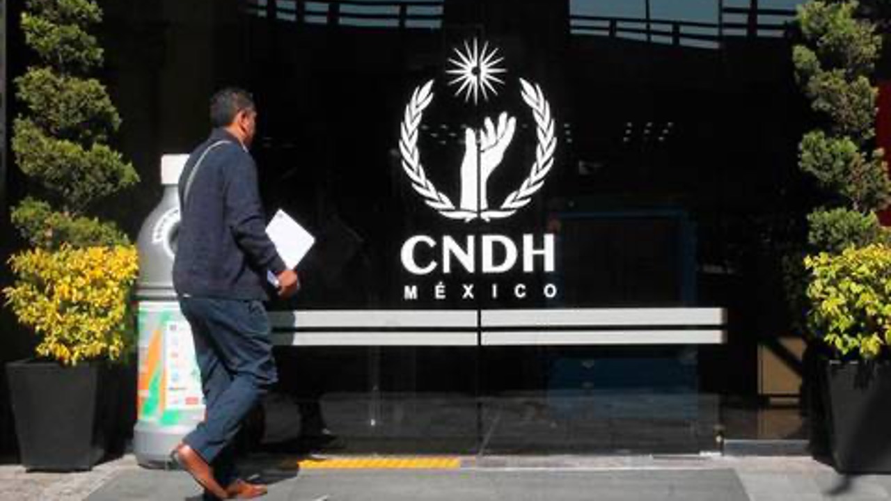 ¿Qué hay detrás de la desaparición de la CNDH? Guía para entender la ...