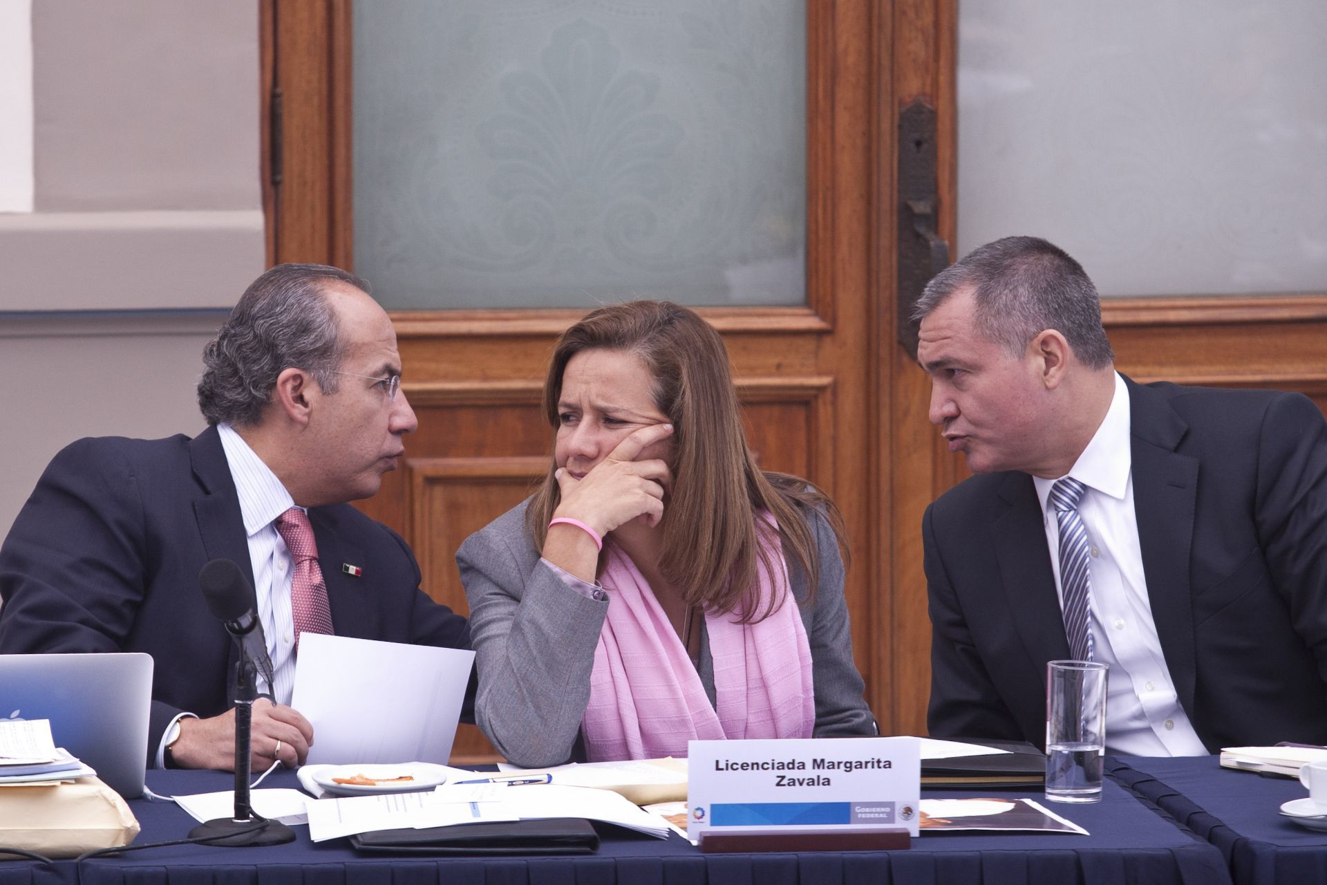 A la orden de Genaro | Sarkozy cuenta en sus memorias cómo Felipe ...