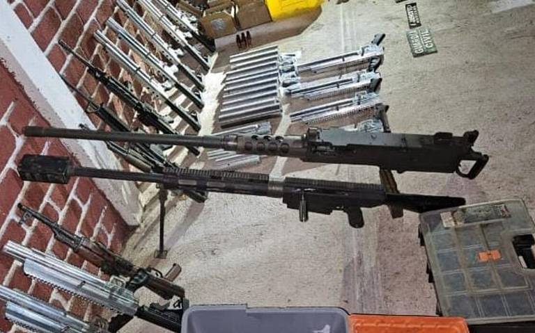 Aseguran armas y explosivos en Zicuirán, Michoacán (nota de Sandra ...