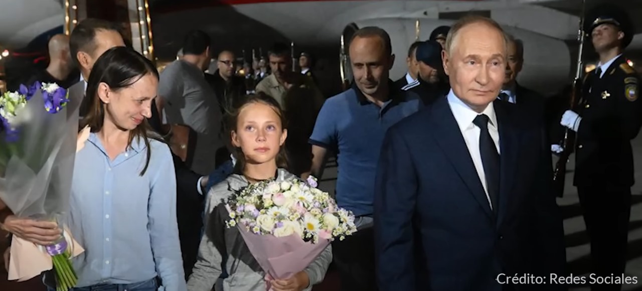 La historia reciente de dos mujeres que durante años espiaron para ...