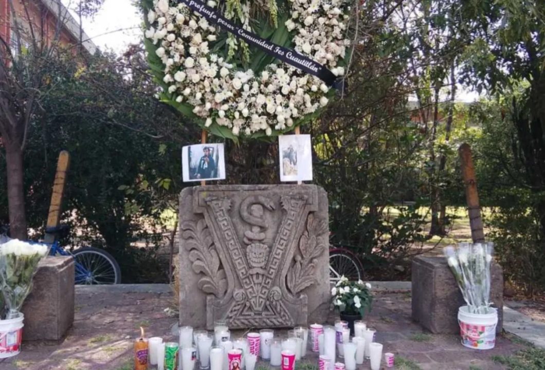 Luto en UNAM: Montan altar en FES Cuautitlán para despedir a cinco ...